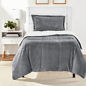 Amazon Basics 3 Piece Bedding Set, Micromink Sherpa, Ultra-Soft, Warm All Season Comforter, Twin, Charcoal, Solid