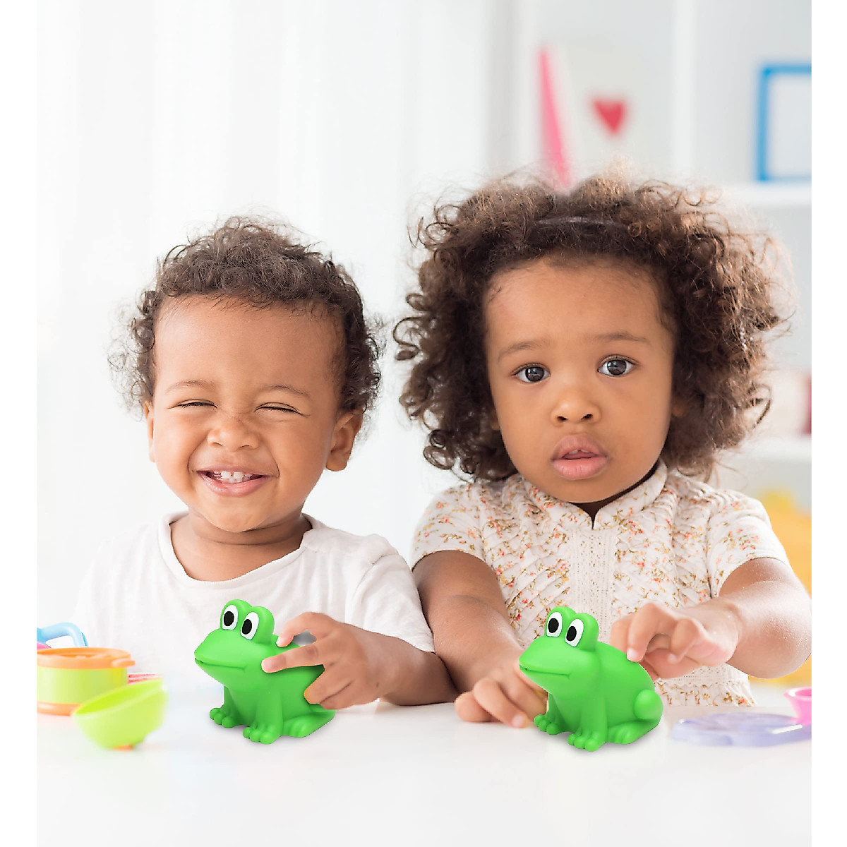 DolliBu Frog Bath Buddy Squirter - Floating Green Frog Rubber Bath Toy, Fun Water Squirting Bathtime Play for Toddlers, Cute & Soft Animal Toy for The Bathtub, Beach & Pool for Girls & Boys - 3 Inch