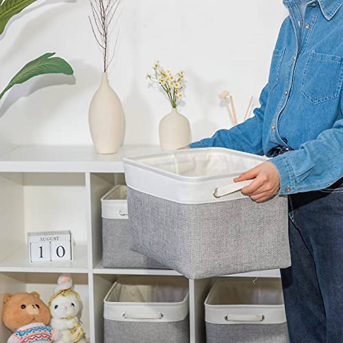 Araierd Storage Baskets for Shelves, Fabric Closet Storage Baskets Flodable Storage Baskets for Organizing Clothes, Toys, Rectangular(15" x 11" x 9.5" -Pack of 4)(White&Grey)