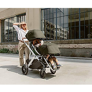 UPPAbaby VISTA V2 Stroller - JAKE (charcoal/carbon/black leather)