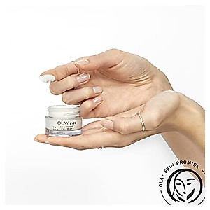 Olay Vitamin C Brightening Eye Cream to Help Reduce Dark Circles, Brightening Cream, 0.5 Fl Oz