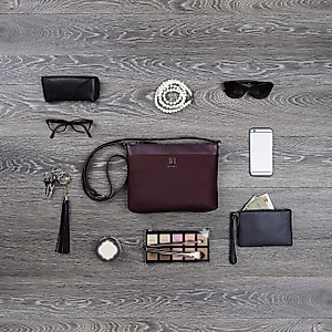 Travelpro Platinum Elite Women's Crossbody (Bordeaux)