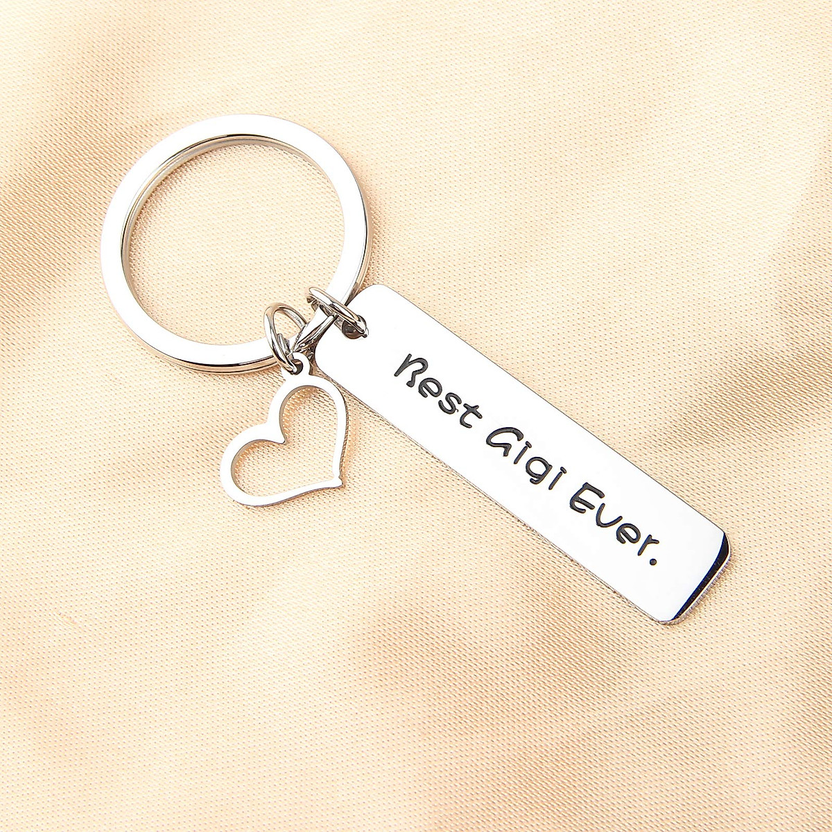 QIIER GiGi GIFT Best Gigi Ever Keychain Christmas Birthday Mother's Day Gift for Grandma (silver)
