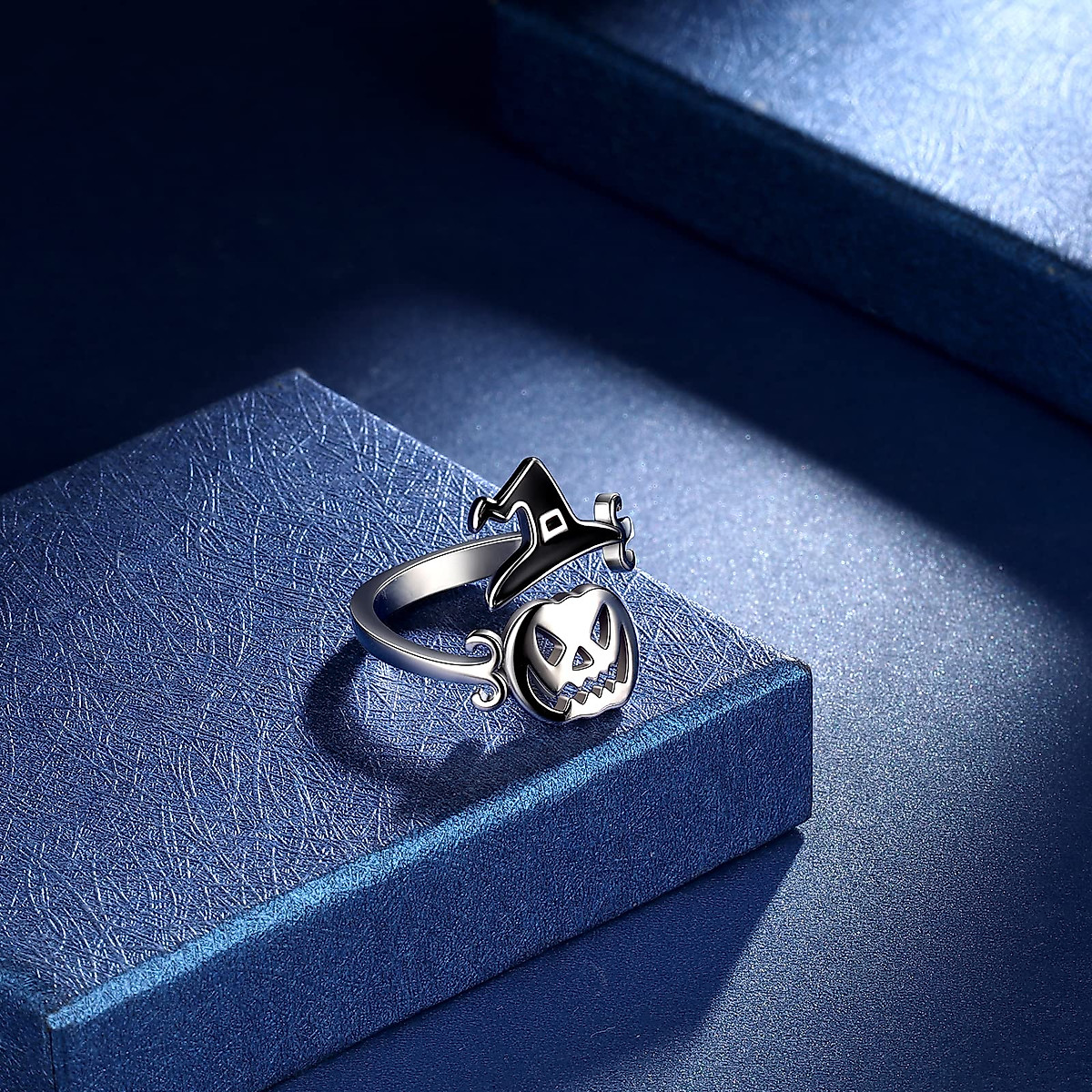 beautlace Halloween Pumpkin Adjustable Rings and Wizard Witche's Hat Ring Silver Plated Halloween Ghost Witch Broom Ring Open Finger Ring Party Jewelry KR0065W