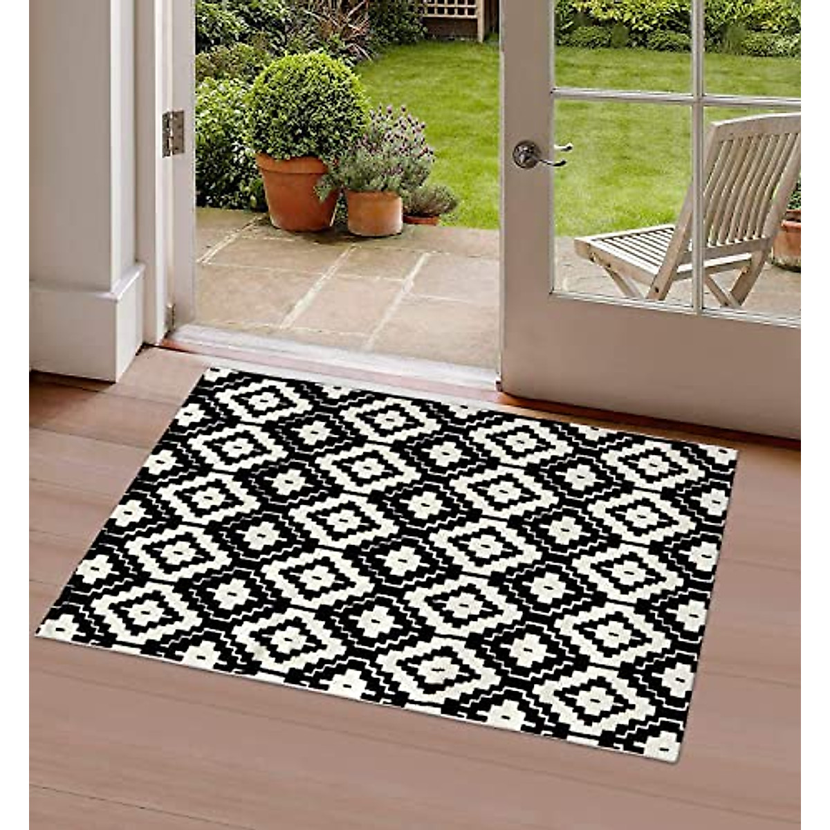 Uphome Indoor Outdoor Doormat 2’x3’ Boho Cotton Area Rug Hand Woven Moroccan Geometric Throw Rugs Machine Washable Farmhouse Rug Carpet for Entryway Porch Living Room Laundry Kitchen,Black and Cream