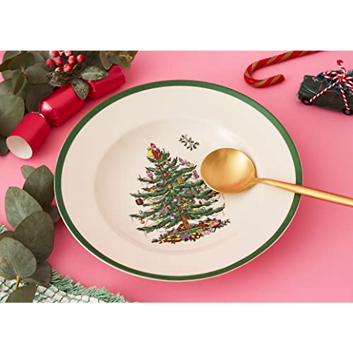 Spode Christmas Tree 9" Soup Plate (Set of 4) - Stoneware Soup Bowls with Festive Tree Design & Green Rim, Ideal for Serving Soup, Pasta, Salad - Microwave & Dishwasher Safe Holiday Dinnerware