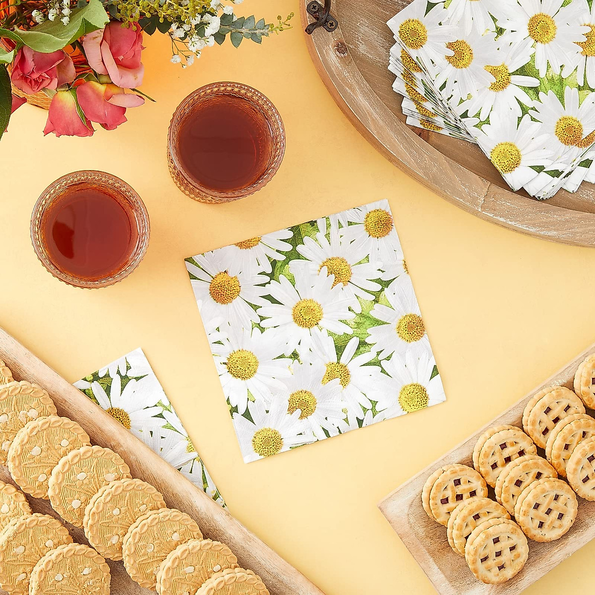 Juvale 100 Pack Decorative Daisy Floral Paper Napkins, 2-Ply, 6.5x6.5”, Napkins for Garden Bridal Shower, Tea Party, Wedding & Decorative Party Supplies