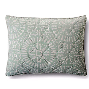 Threshold Tile Medallion Standard Quilt Sham 26x20" light green/white