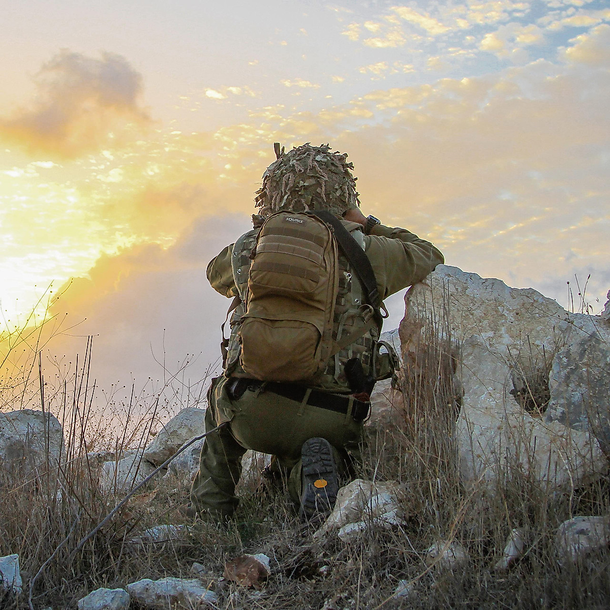 Source Tactical Commander 10L Hydration Pack with 3L WLPS Low Profile Hydration Bladder - Storm High-Flow Push-Pull Drinking Valve - MOLLE Webbing for Equipment Attachment