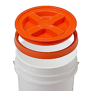 One Orange 5 Gallon Bucket with Orange Gamma Seal Lid (Threaded Lid with Gasket)