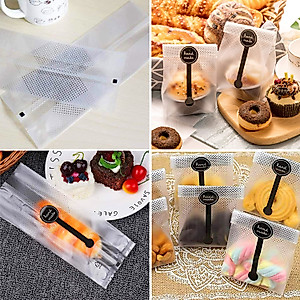 200pcs Translucent Plastic Bags, BetterJonny Cellophane Bags with 200Pcs Hand Made Stickers for Cookie, Cake, Chocolate, Candy, Bakery Party Supplies