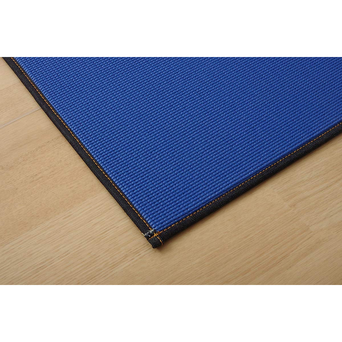 ＩＫＥＨＩＫＯ Non Slip 1/4-Inch Tatami Yoga Mat, Japanese Tatami Mat, Natural Relaxing Scent, Perfect for Pilates, Meditation, Made in Japan (Joy RE)