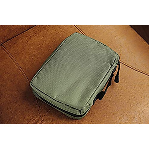 Compass Bible Cover, Zippered, with Handle, Nylon, Green, Medium