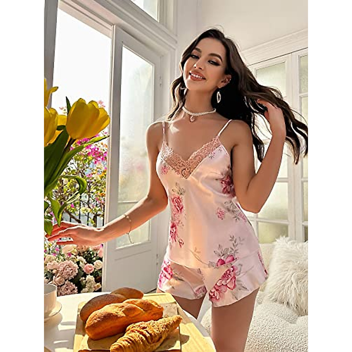 WDIRARA Women's Silk Pajamas Set Contrast Lace Satin Cami Shorts Nightwear Soft Sleeveless Floral Print Sleepwear Baby Pink M