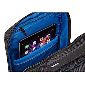 Thule Crossover 2 20l, Black, 12.2 x 7.5 x 16.9 in