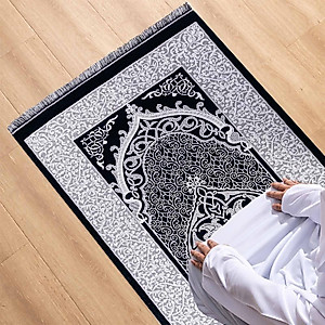 Muslim Prayer Rug and Prayer Beads with Gift Box, Soft Islamic Prayer Mat, Islamic Gifts Set, Prayer Carpet Mat, Sajadah/Janamaz/Seccade (Black-Gray)