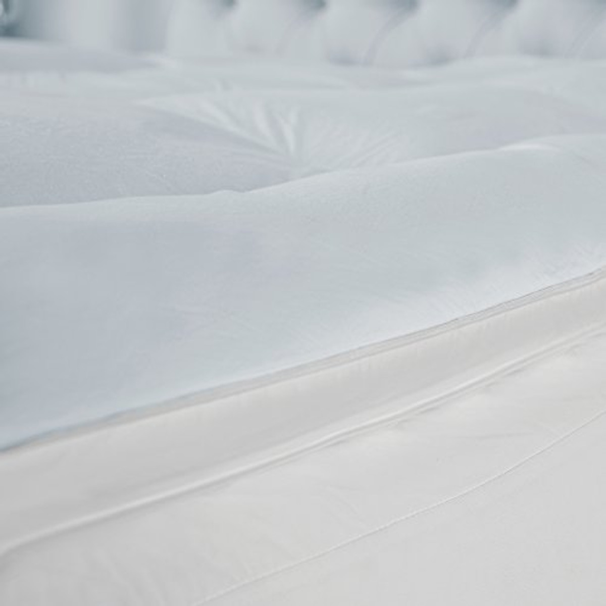 BioPEDIC Memory Cloud Gel Infused Memoryfoam & Fiber Topper, Full, White