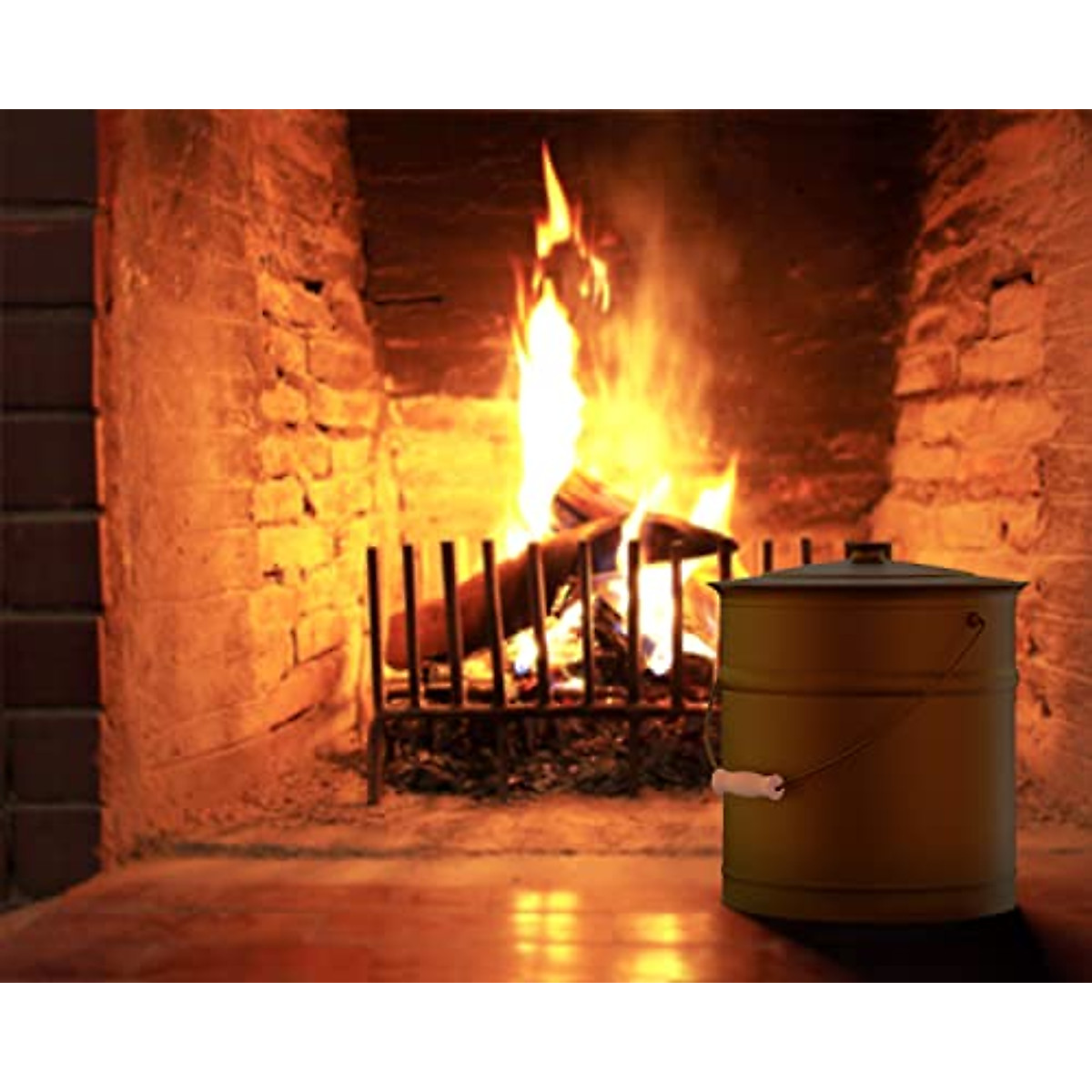 Plow & Hearth 3 Gallon Black Large Ash Bucket with Lid and Wood Handle | 28 Gauge Galvanized Iron Metal | Double Bottom | Tool for Fireplaces Fire Pits Wood Burning Stoves | Hearth Accessories