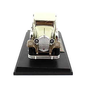 1930 Packard Brewster Tan and Coffee Brown 1/18 Diecast Model Car by Signature Models 18103
