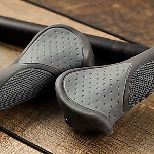 CyclingDeal Mountain Bike Grips Bicycle Handlebar Grips - Ergonomic Bike Grips Anti-Slip Design for MTB Grips - Soft Gel Bike Handlebar Grips - Quality Bike Handle Grips - Classic Grips