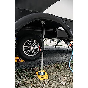 Camco Camper/RV Stabilizing Jack Pads | Features Interlocking Design & Includes Handy Strap for RV Storage and Organization | Molded of Strong UV Stabilized Polypropylene | 4-Pack (44595)