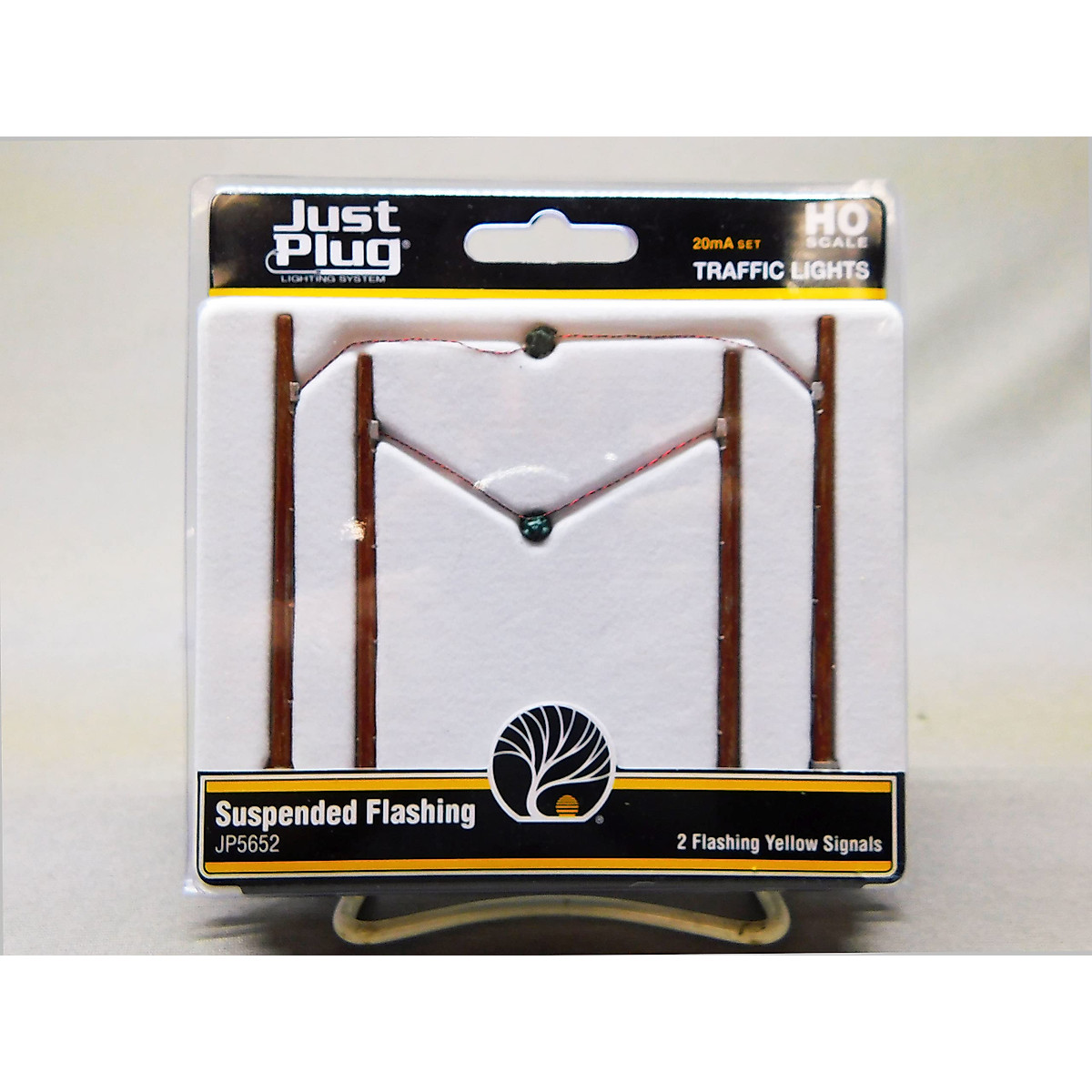 Woodland SCENICS Suspended Flashing Traffic Light 2 Pack HO Scale