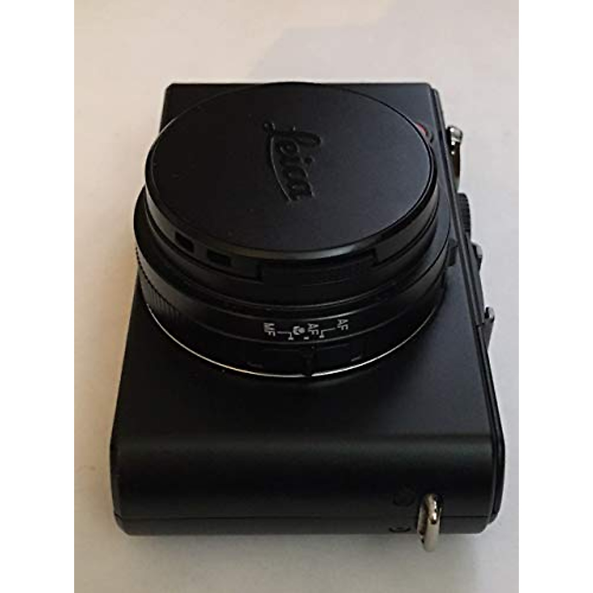 Leica D-Lux 4 Digital Camera (Black) (Discontinued by Manufacturer)