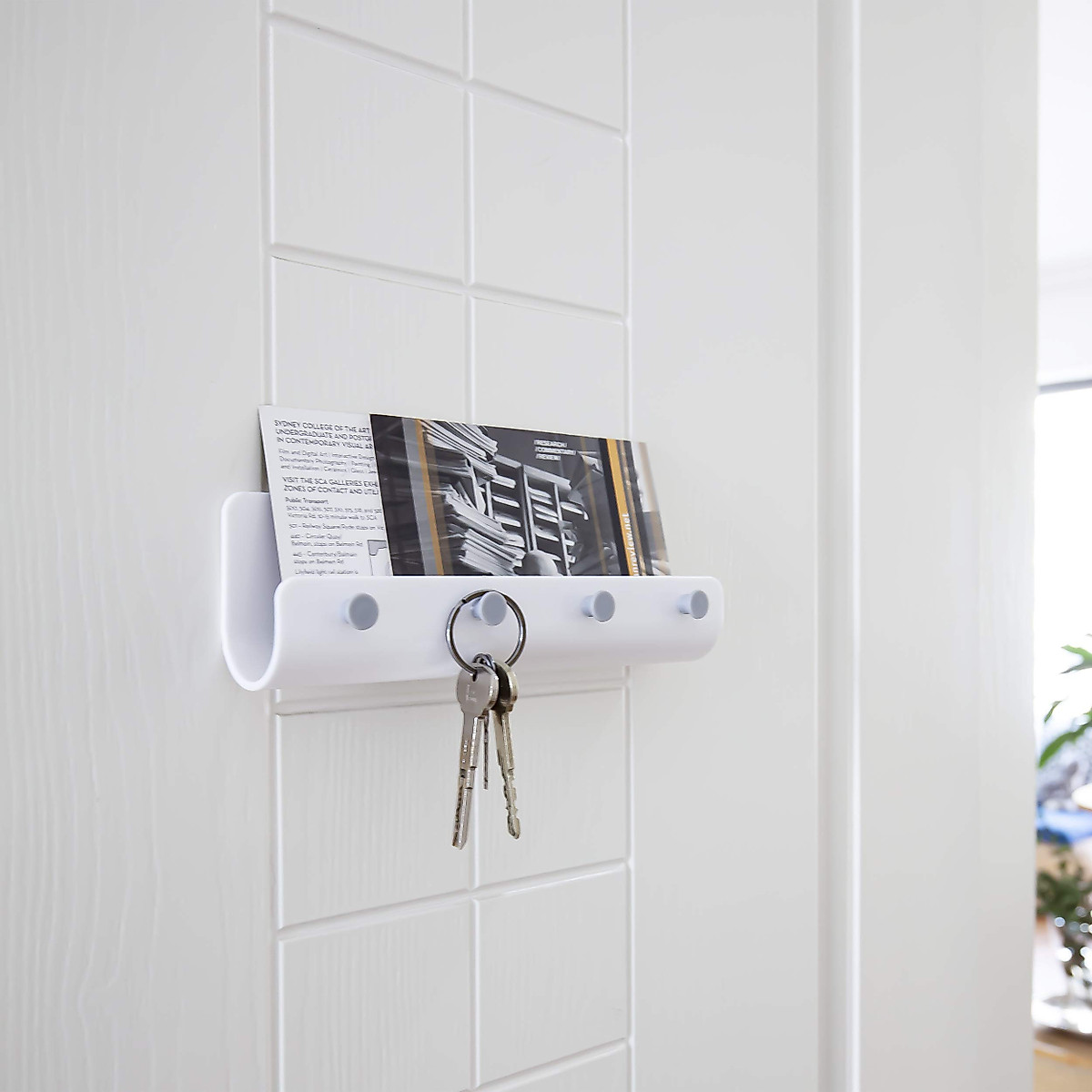 soclim Key Holder for Wall Entryway Mail Holder for Wall Adhesive Key Rack for Wall with 4 Key Hook Wall Key Holder Key Hanger for Wall Mail Organizer Wall Mount for Entryway, Mudroom, Hallway