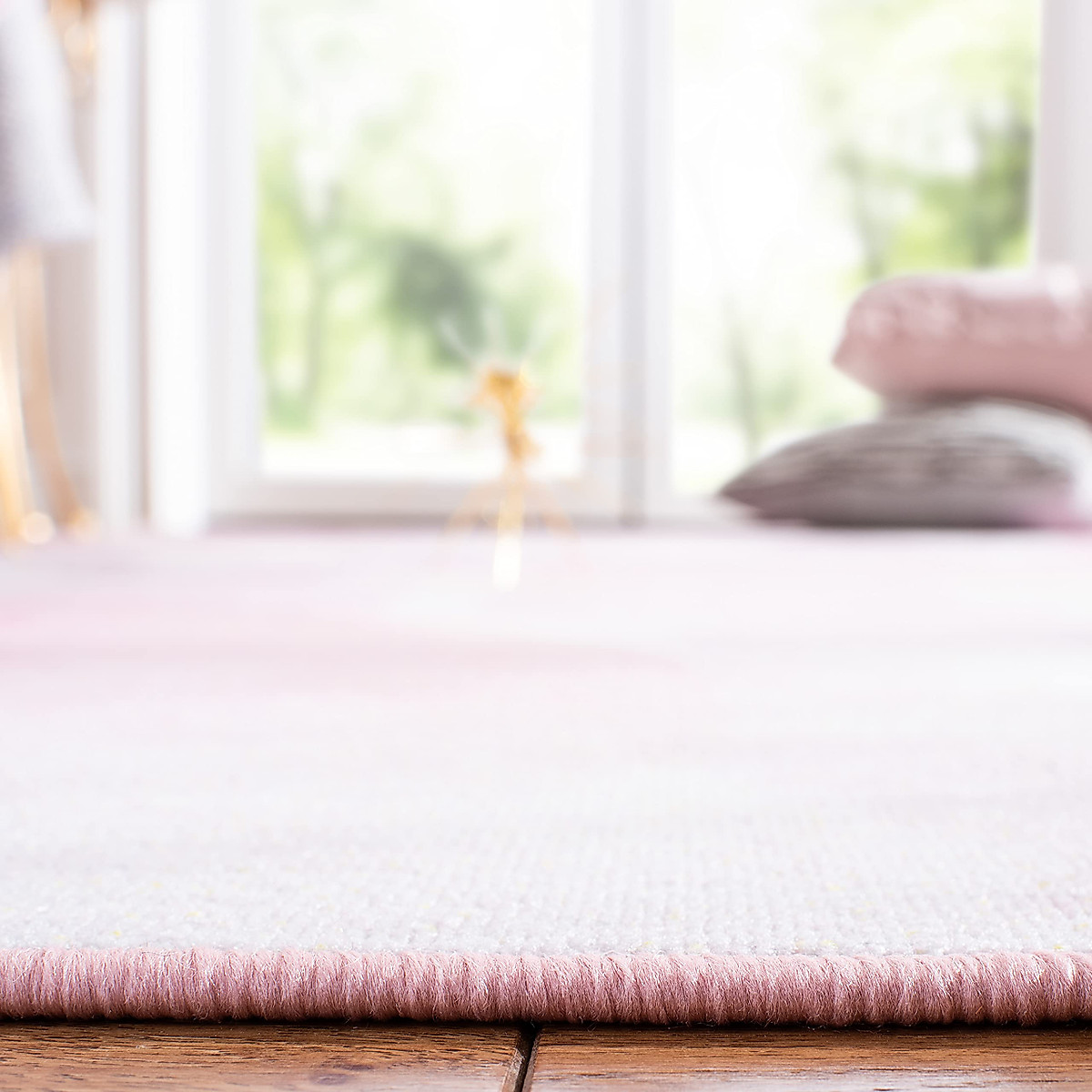 SAFAVIEH Disney Princess Collection Machine Washable Slip Resistant 3' 3" x 5' 3" Pink/Purple Assurance Kids Bedroom Nursery Playroom Area Rug