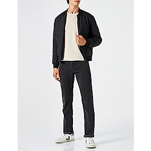 Amazon Essentials Men's Relaxed-Fit Stretch Jean, Washed Black, 54W x 34L