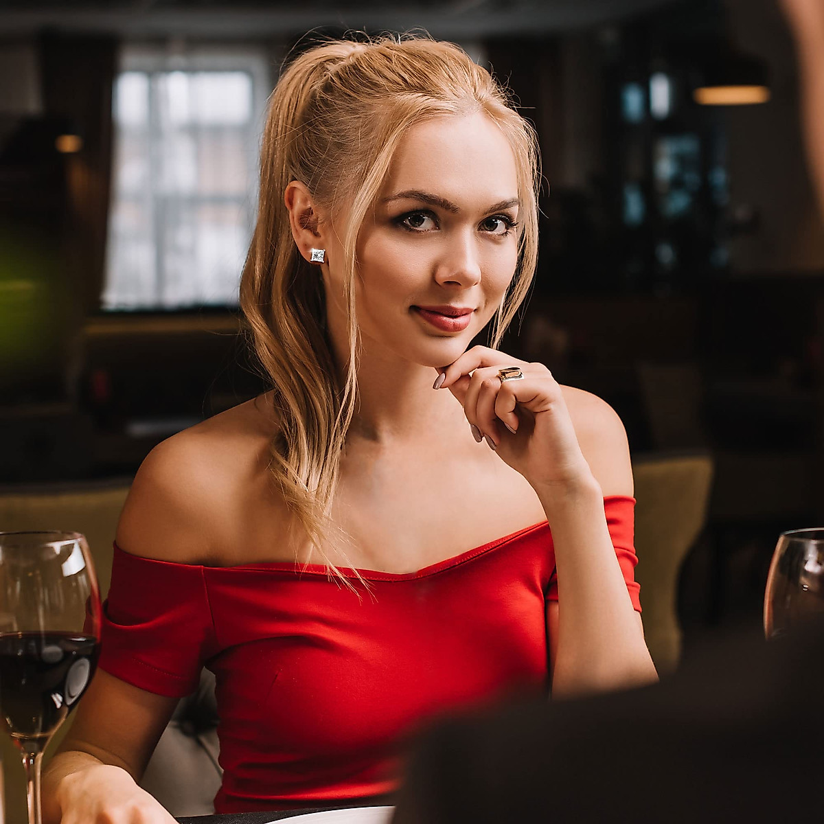 18K White Gold Plated Sterling Silver Princess Cut Cubic Zirconia Stud Earrings Square Simulated Diamond CZ Stud Earrings for Women Men Hypoallergenic (8MM, White Gold)