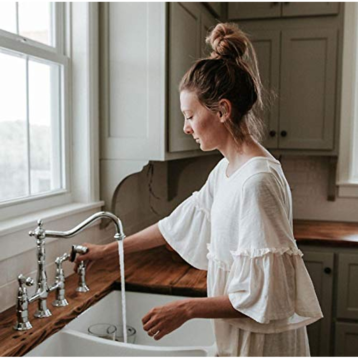 Kingston Brass KS1271ALBS Heritage Bridge Kitchen Faucet, 8-9/16", Polished Chrome