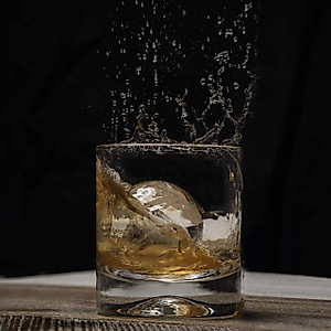 Premium Round Ice Cube Mold - Crystal Clear Whiskey Ice Ball Maker Mold - Craft Big Sphere Ice Cube Tray - Circle Ice Cubes Trays for Bourbon - Large Spherical Ice Molds for Whisky, Cocktails