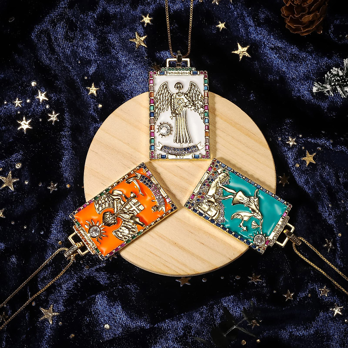 SELENICHAST Tarot Card Necklace Gold Plated Vintage Necklace Good Luck Amulet Tarot Pendant Necklace for Women Men Gifts (Death)