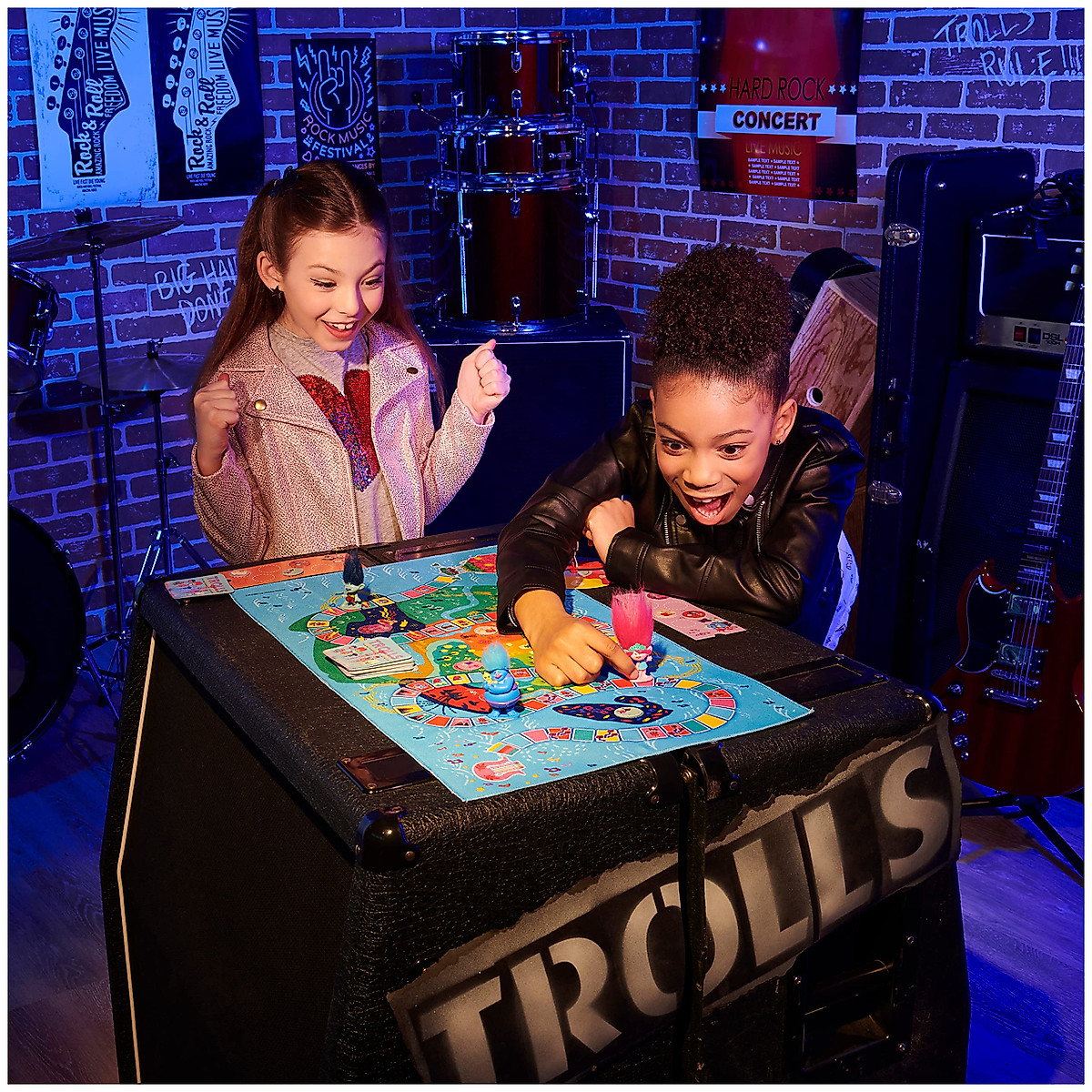 Spin Master Games Trolls World Tour Cooperative Strategy Board Game for Families and Kids Ages 5 and up