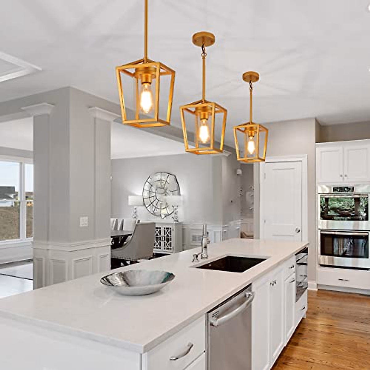 SGLfarmty 1-Light Gold Pendant Light, Farmhouse Cage Pendant Lighting Fixture for Kitchen Island, Lantern Pendant Lights Brass Finish with Glass, Modern Geometric Hanging Light for Foyer, Entryway