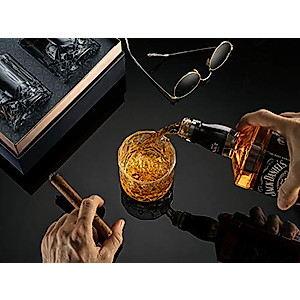 Mixology & Craft - Whiskey Glasses Gift Set of 4 Rocks Glasses - 10oz Crystal Old Fashioned Whiskey Glasses with a Gift Box | Perfect for Scotch, Bourbon, Cognac and Cocktails - Whiskey Gifts for Men