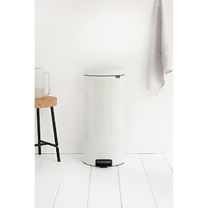 Brabantia 114748 Pedal Bin newIcon with Metal Inner Bucket, 30 Litre - White