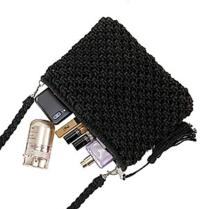 AZWBAG Straw Crossbody Bag for women tassel handmade shoulder bag Casual Beach Summer Beach Envelope Clutch Straws Wallet (Black)
