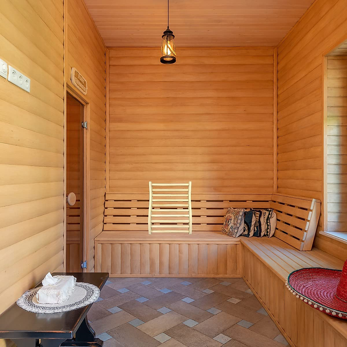 HJJKKH S-Shape Sauna Backrest,Natural Pine Wood Sauna Chair for Home Hotel Sauna Room,No Stains Sauna Backrest,Sauna Accessories