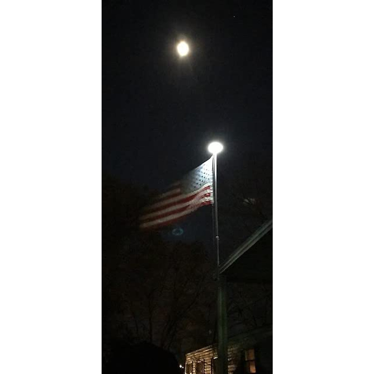 Solar-Powered Waterproof Flagpole Light with 26 LED Downlights & Auto On/Off