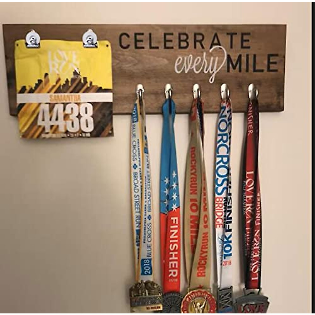 8pcs Black White Bull Clips,Self Adhesive Clip Hanging,Student Work Display Clips,Adjustable Tapestry Clips for Hanging On Wall,Adjustable Tapestry Hooks,Metal Hinge Clips