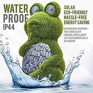 Garden Statue of Frog with Solar Light Eyes - Outdoor Spring Decoration - Garden Frog Figurine for Patio, Balcony, Yard, Lawn Ornament - Unique Housewarming Gift
