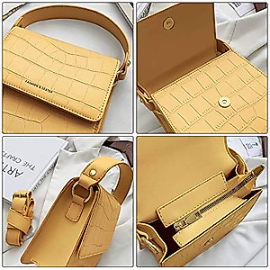 Cute Trendy Purse for women Small Crossbody Bags with Top Handle Mini PU Leather Handbag with Zipper