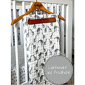 LollyBanks Super Soft Muslin Quilt 100% Cotton Gender Neutral Receiving Blanket Breathable Lightweight 6 Layers Large Size 47" x 47" (Giraffe)