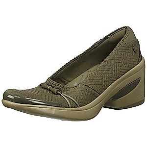 Bzees Women's Electric Shoe, light brown boxed geo print, 9 W US