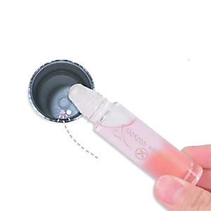 PLAZRU Long-Lasting Light Fragrance Pheromone Perfume for Women Roll On Perfume Party Perfume, 0.33 Oz, fits in the purse or pocket (2Pcs)