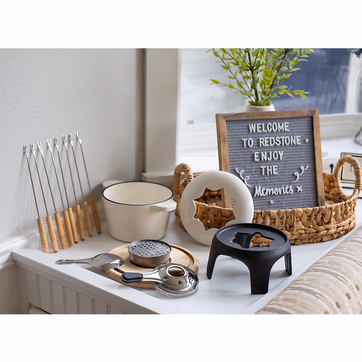 BIRDROCK HOME Cast Iron Fondue Pot Set | 8 Fondue Forks, Chrome Safety Burner | Chocolate, Cheese, Melting, Dip Warmer, Mini Fountain, Covered Strawberries | Wedding Gifts, Hosting Essentials | Cream