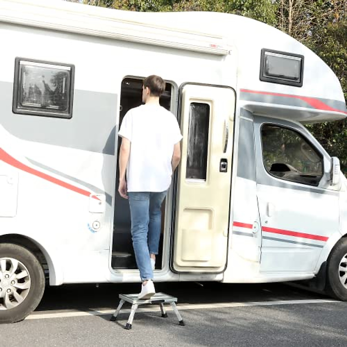 Homeon Wheels Aluminum Safety RV Steps Adjustable Height Folding Platform Step with Friction Strips Non-Slip Rubber Feet and Handle RV Step Stool Supports Up to 1000lbs.