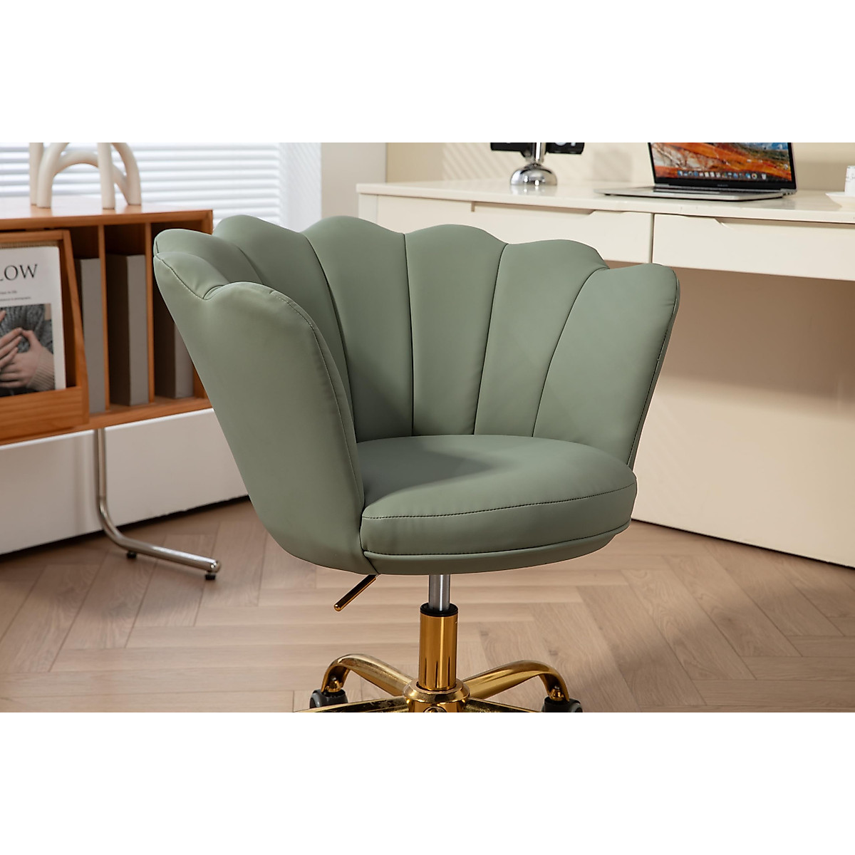 hegmentine Modern Home Office Chair Desk Chair Task with Wheels Swivel Vanity Chair Makeup Chair Height Adjustable Chairs Velvet Living Room, Bedroom (Olive Green)